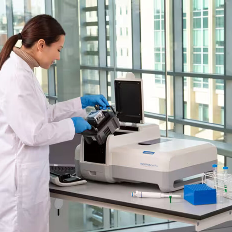 Thermo Scientific : Evolution One Plus UV-Vis Spectrophotometer - BECTHAI